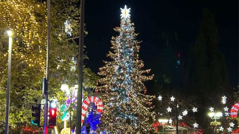 Der Weihnachtsmarkt 2024 auf dem Syntagma - Hellas Blog
